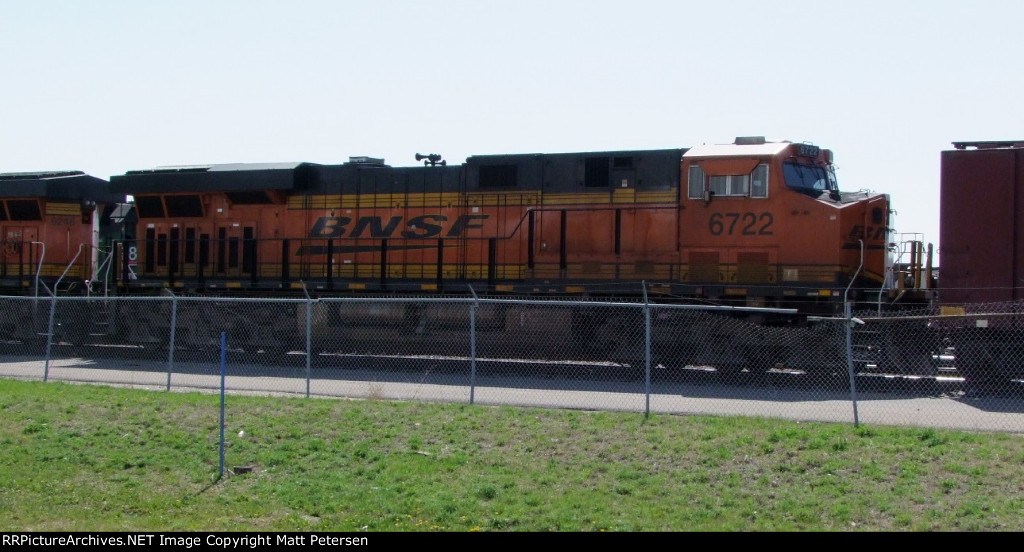 BNSF 6722